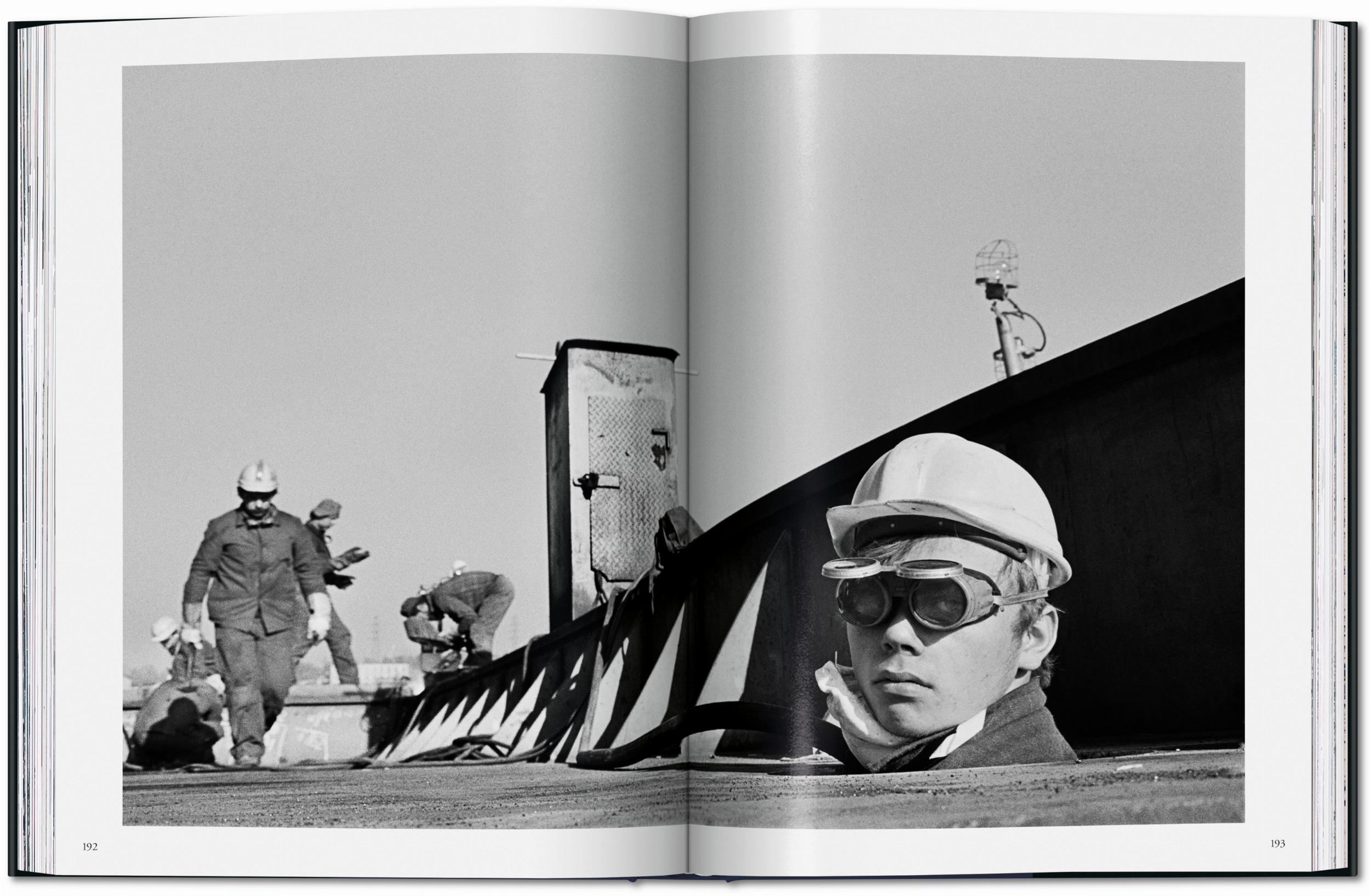 Sebastião Salgado - Workers. An Archeology of the Industrial Age